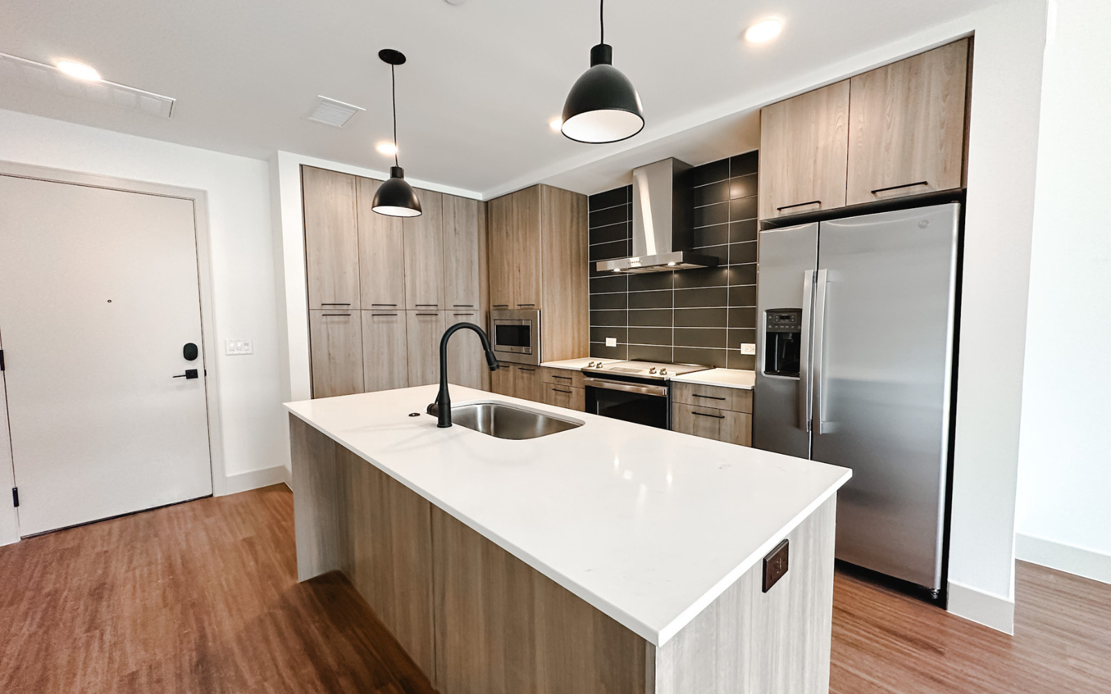 3 Must-See RiNo Apartments for Your Next Denver Move! - Smart City Locating
